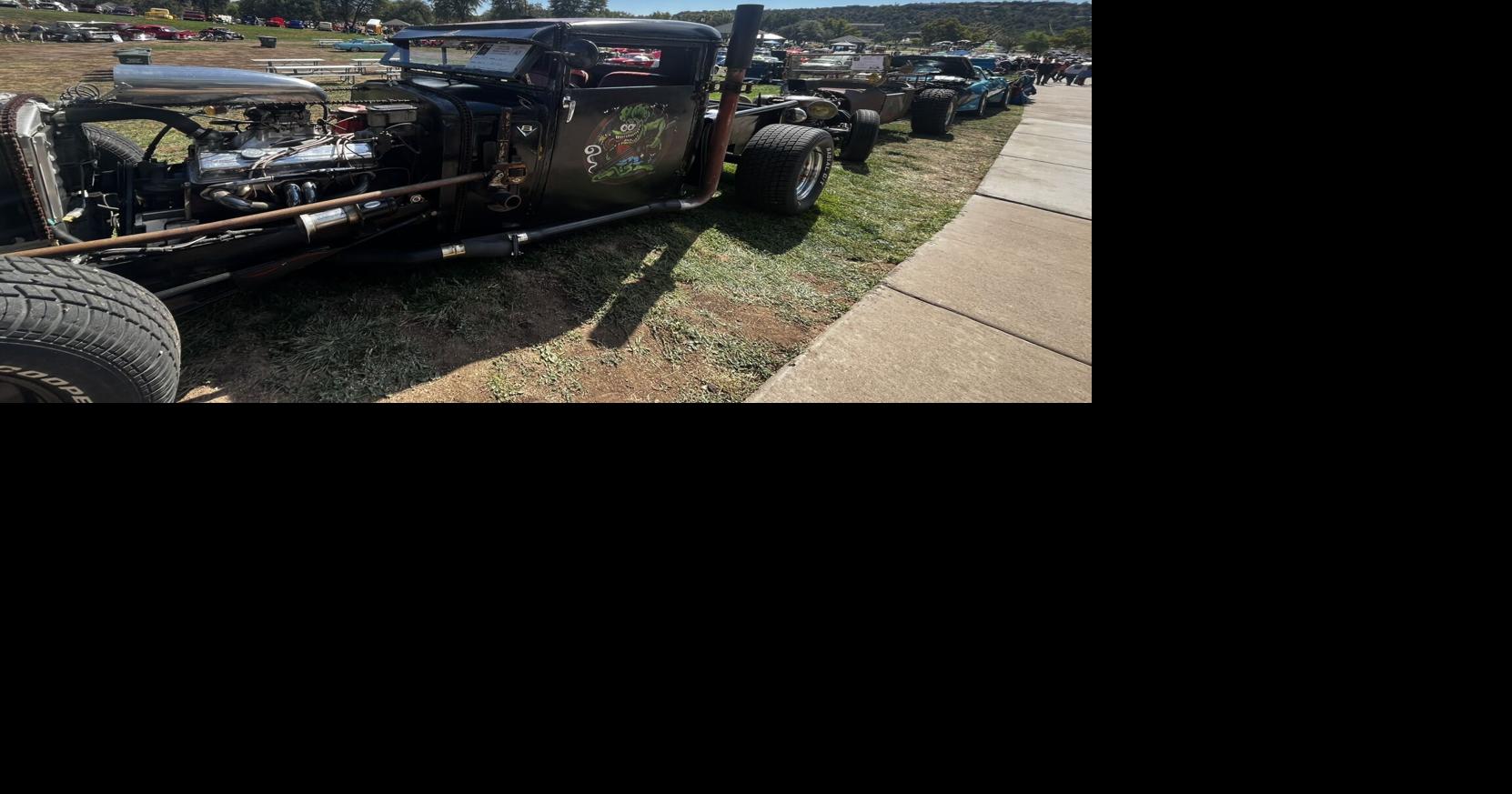 Some 300 cars take part in this year's classic car show | Local News ...