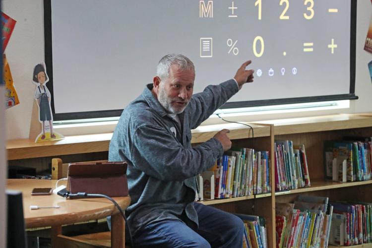Human Calculator wows JRE 5th graders | News | paysonroundup.com