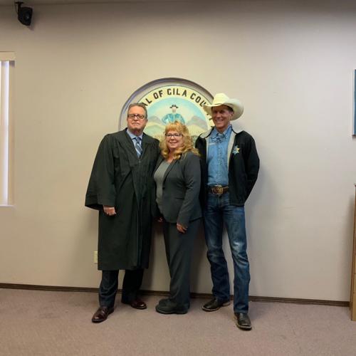 County officials take oaths of office | News | paysonroundup.com