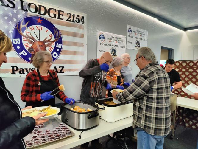 Payson Elks Lodge Thanksgiving community meal a success | News ...