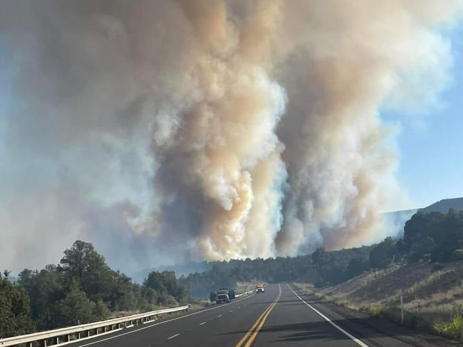 Update: Flying V Fire jumps U.S. 60 | | paysonroundup.com