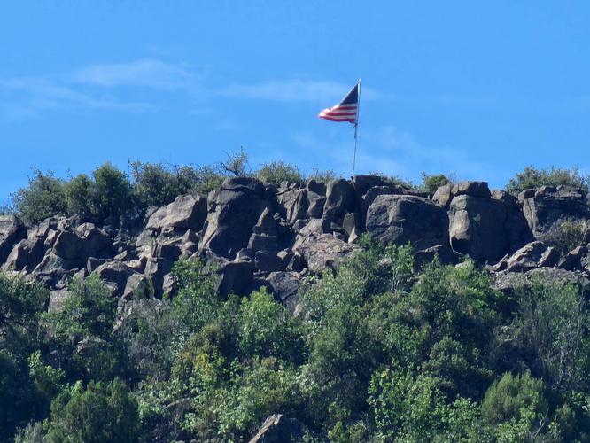 The flag on the hill and lessons passed down by patriotic fathers ...