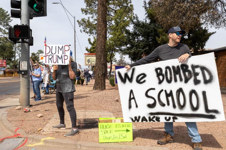 No Kings 3 protest draws hundreds in Payson | News | paysonroundup.com