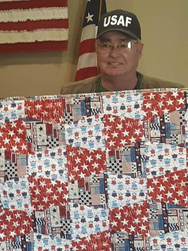 Valley quilt ministry honors Payson veterans with quilts | Local News ...