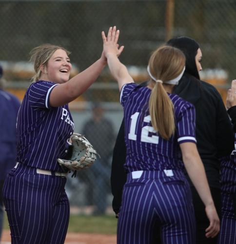 Longhorns score 6 late to rally past Blue Ridge in softball ...