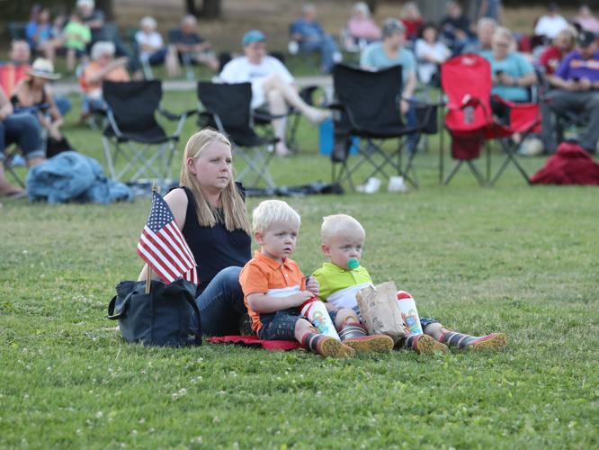 Outside the Line performs | Arts & Entertainment | paysonroundup.com