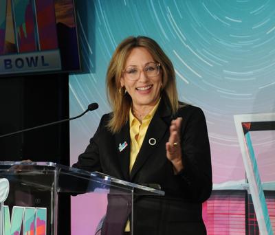 Governor defends spending on Super Bowl tickets for visiting CEOs ...