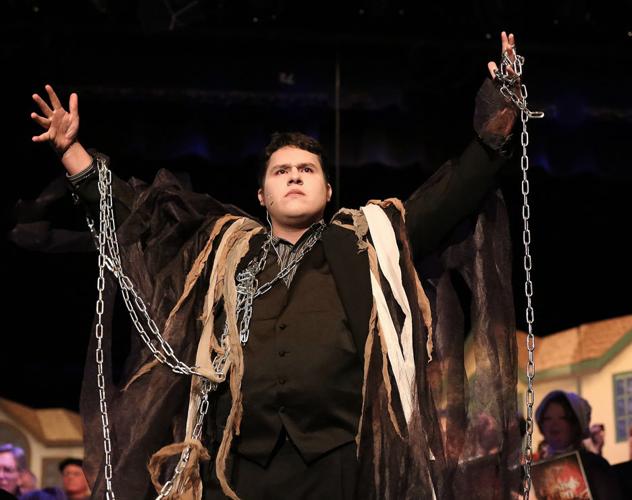 Neighbors entertaining neighbors | Arts & Entertainment | paysonroundup.com