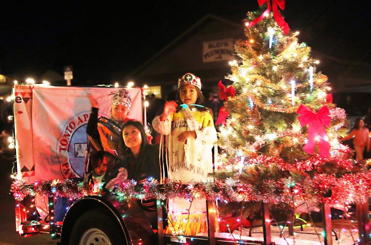 47 Entries Lit up Main Street in Payson's 17th Annual Electric Light ...