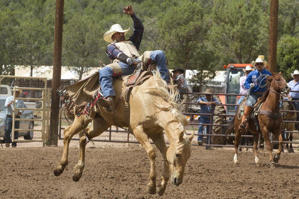 Indian Rodeo Association stages major event in Payson | | paysonroundup.com