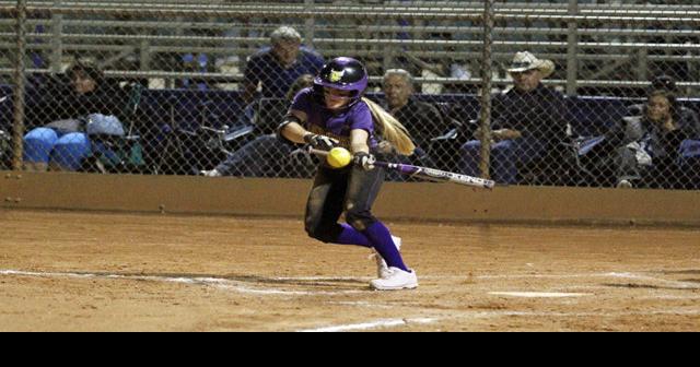 Longhorns beat Snowflake to reach softball semifinals | News ...