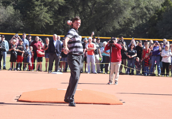 Baseball legend Randy Johnson dedicates the field named for him in ...