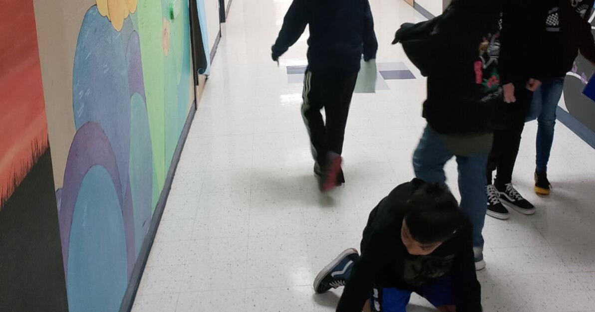 Studying cartography at the middle school | Schools | paysonroundup.com