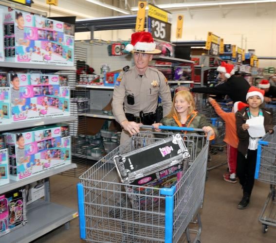 Shop With a Hero hosts 30 children | Gila County | paysonroundup.com