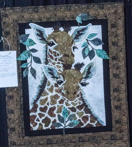 Quilting groups bring fabric artists together | Arts & Entertainment ...