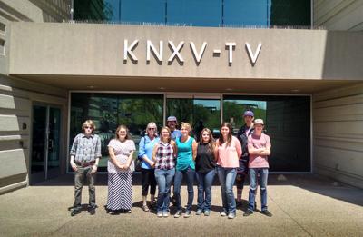 PHS marketing students tour ABC 15 newsroom | News | paysonroundup.com