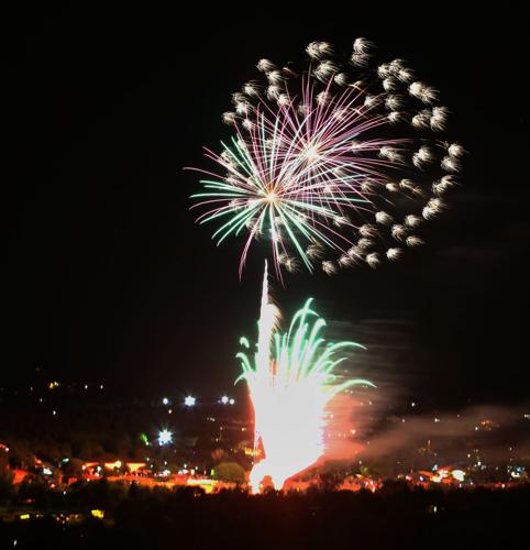 The 2018 Payson Fireworks Show | Local News | paysonroundup.com