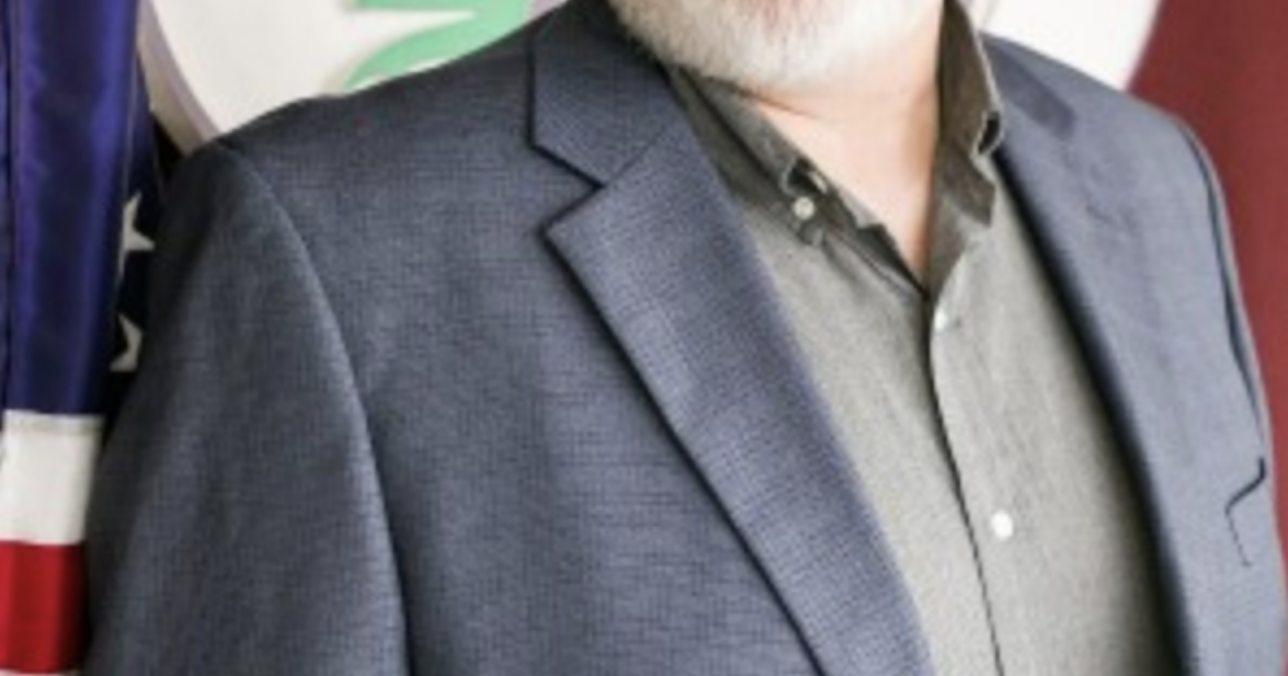 Mayoral candidates differ on town's direction | Local News ...