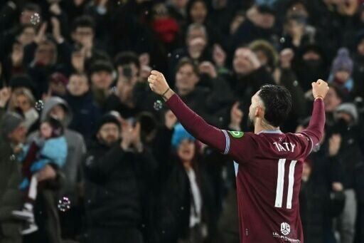 Man Utd knocked out of FA Cup by Brighton, Martinelli hits hat-trick ...