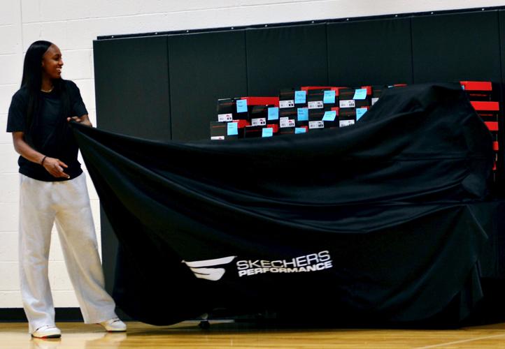 Hometown Hero: YMCA mural honors WNBA star Jackie Young | Sports ...