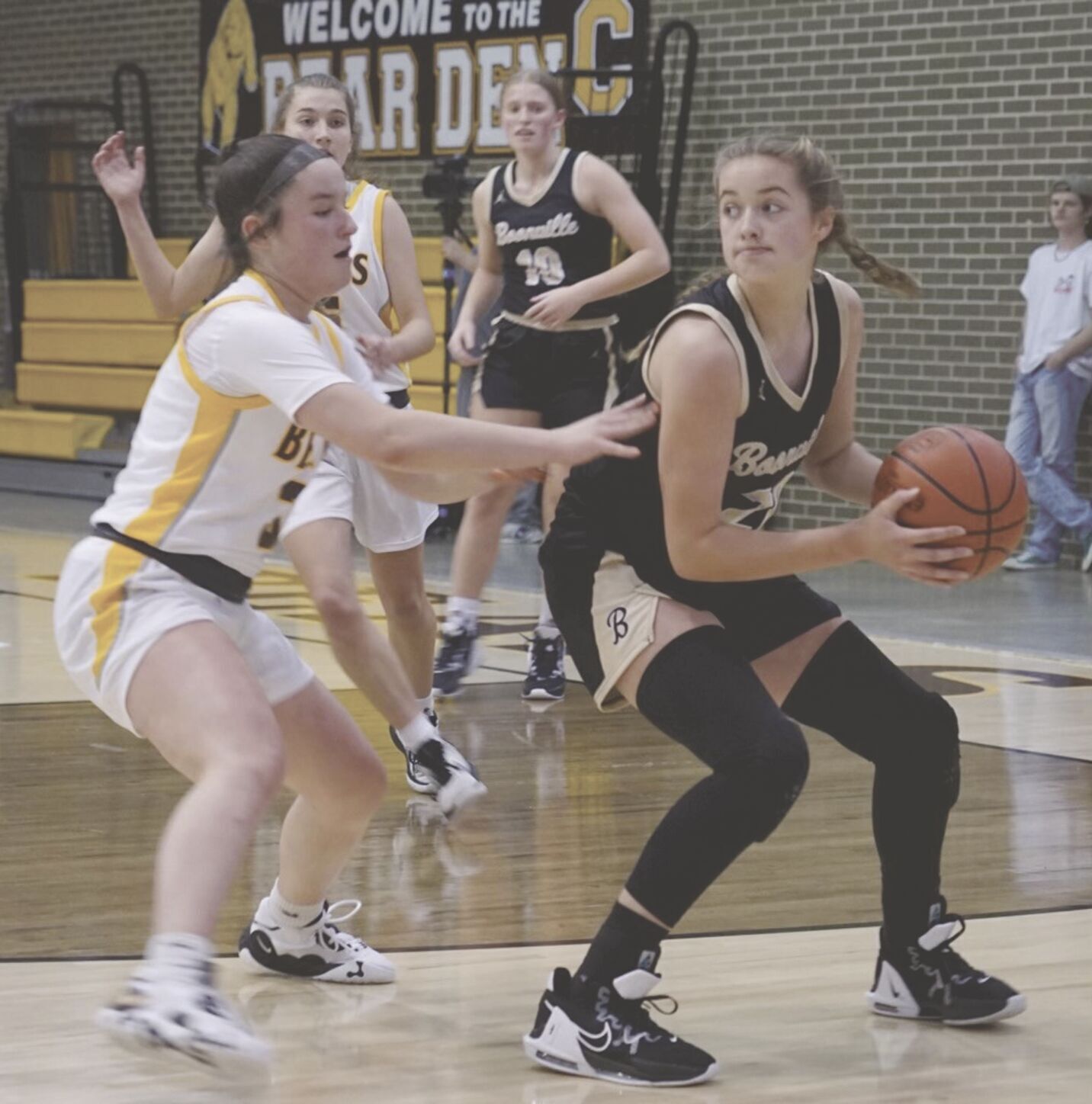Lady Pioneers' Emily Parker recognized by IBCA | News | pdclarion.com