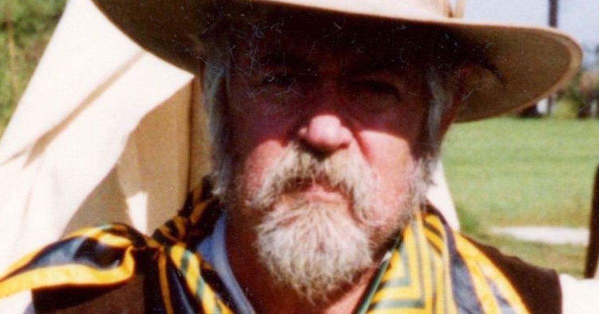 Stephen Hughes | Local Obituaries | pdclarion.com