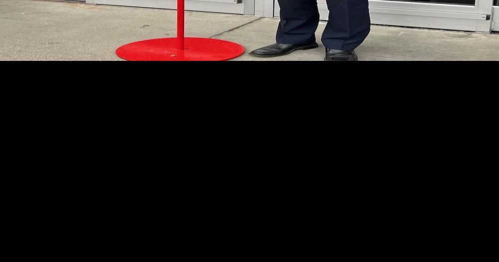 Red Kettle bell ringers needed | Community | pdclarion.com