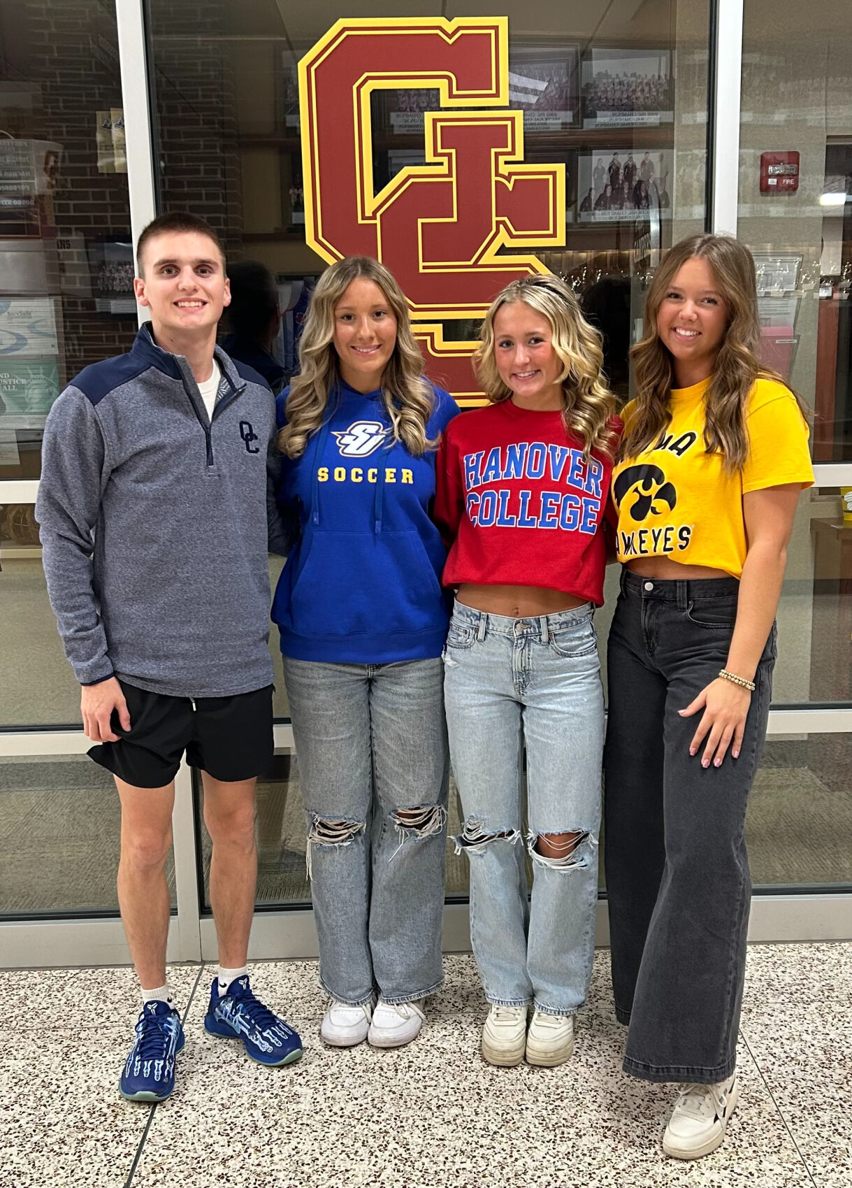 Signing on the dotted line: Potts, Stevens, Kern and Truxal make ...