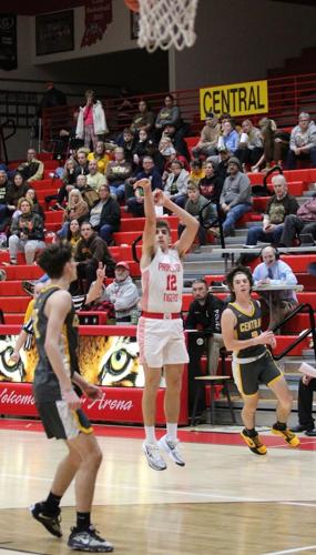 Tiger basketball opens 2024 with win over Central | Sports | pdclarion.com