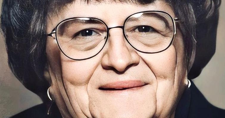 F. Maxine Julian | Obituaries | pdclarion.com