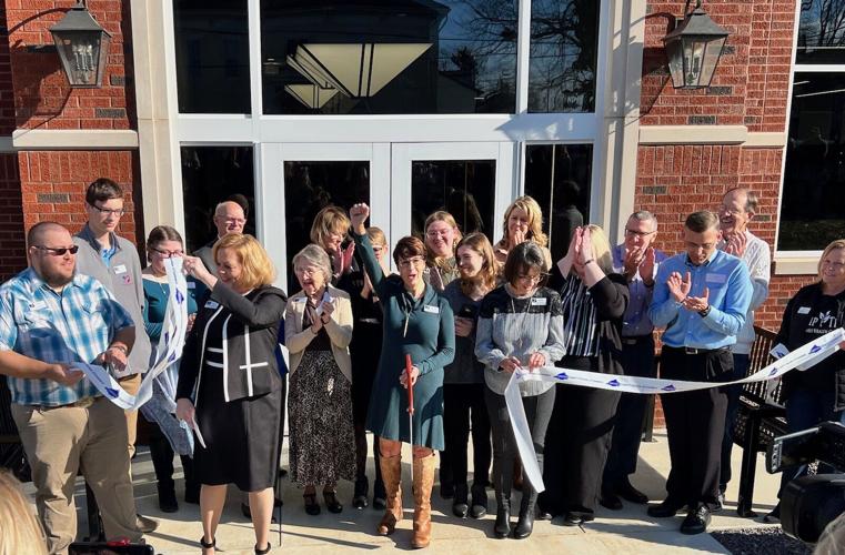 Fort Branch library expansion celebrated | News | pdclarion.com