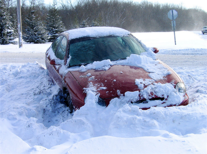 Phillips County issues travel warning amid blizzard conditions ...