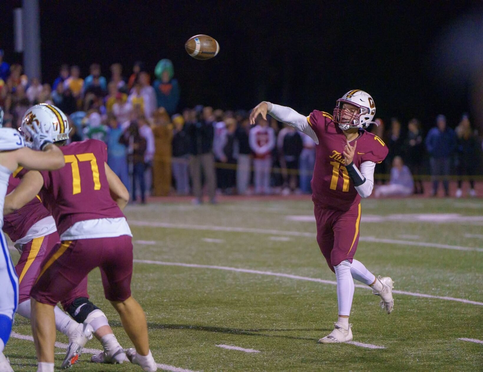 Titans complete second-half comeback to defeat Memorial, 28-21, in top ...