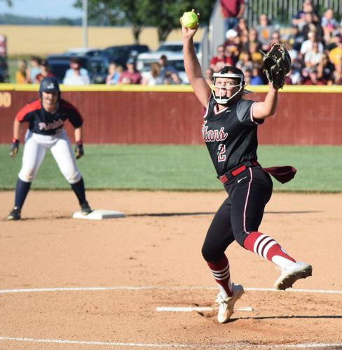 Top-ranked Lady Titan Softball plays long ball, powers past Patriots to ...