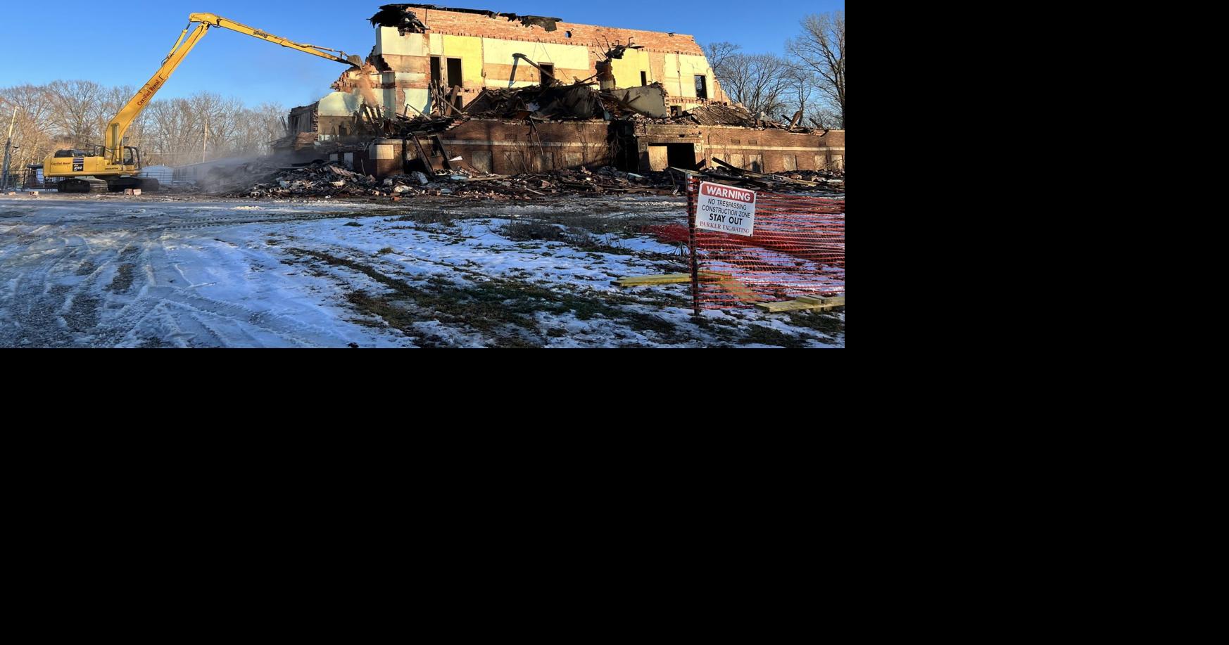 Patoka school building demo | Local News | pdclarion.com