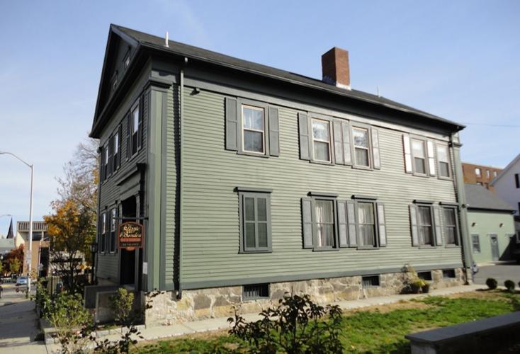 Chats With Charlie Lizzie Borden And Salems Halloween Festival