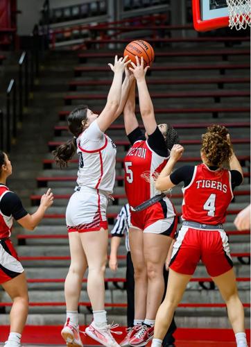 A performance worth ‘Raven’ about: Jones makes nine threes in Lady ...