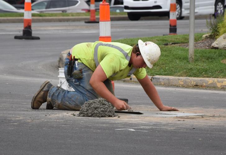 Working on the final touches | | pdclarion.com