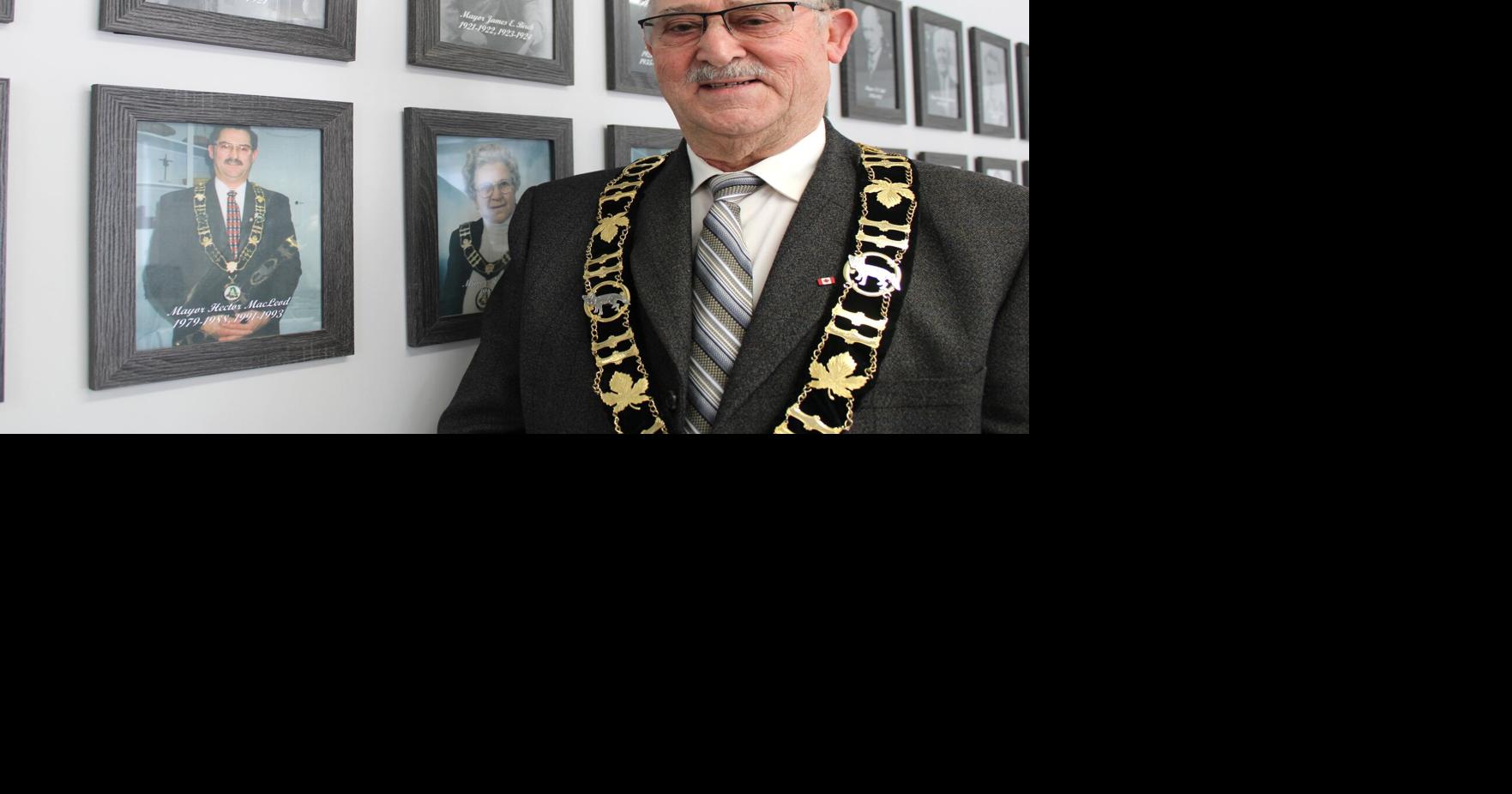 Familiar face sworn in as Alberton’s mayor | West Prince Graphic ...