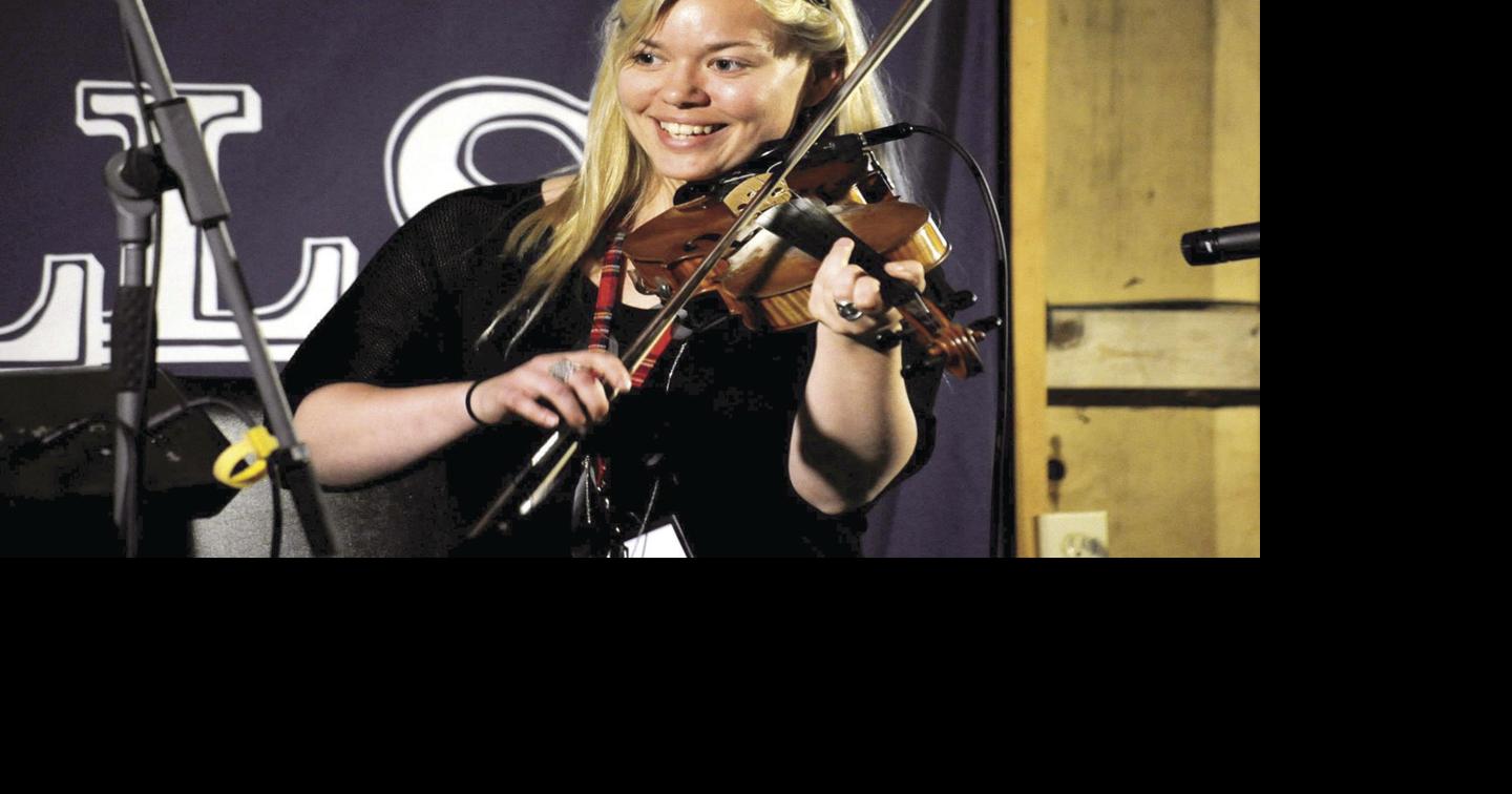 Young fan meets “the government” at Kaylee Hall | The Eastern Graphic ...