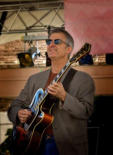 Pete Pancrazi entertains at West Valley Art Museum | News | peoriatimes.com