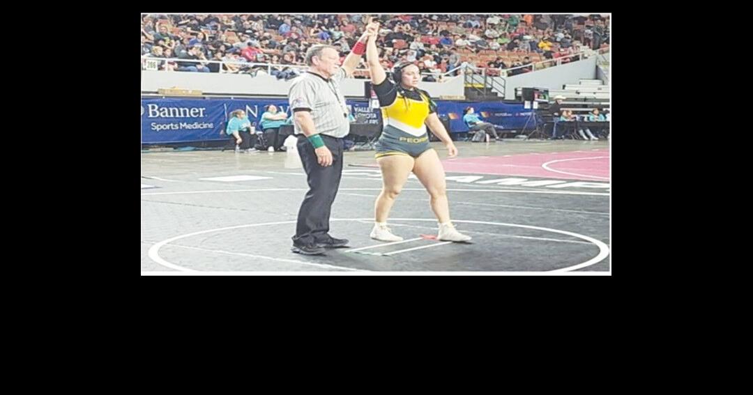 Peoria High wrestler wins school’s 1st girls title | News | peoriatimes.com