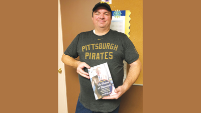 Reporter hits home run with baseball book | Sports | peoriatimes.com