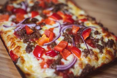 The Rec Pizzeria shows off Detroit cuisine | News | peoriatimes.com