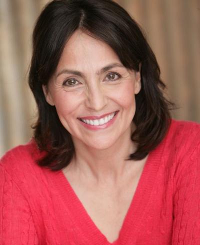 Actress J. Rene Pena presents autobiographical one-woman show in Peoria ...