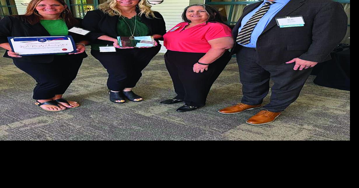 Ira A. Murphy receives community award | Youth | peoriatimes.com