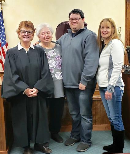 Knippa sworn in as Mayor | Community | perrytribune.com