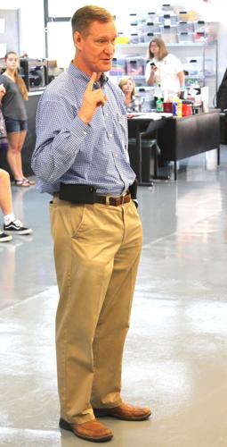 Rep. Steve Stivers visits Crooksville Schools | News | perrytribune.com