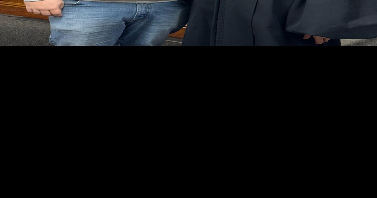 Hemlock mayor sworn in for second term | News | perrytribune.com