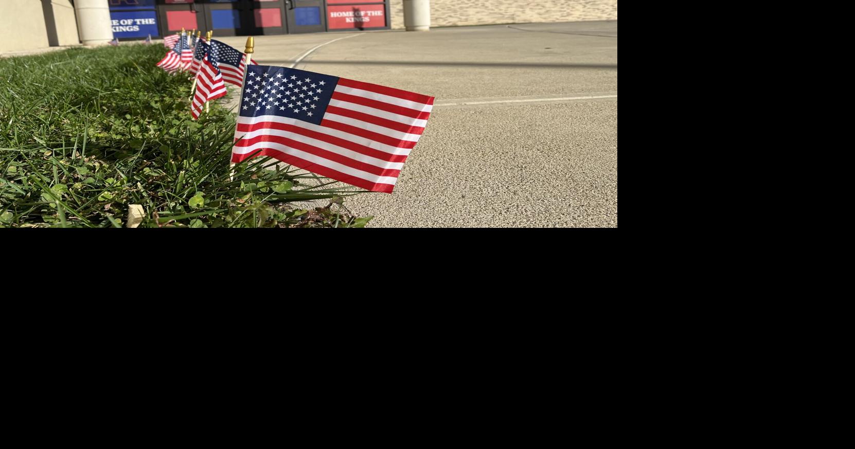Lewis Cass Elementary honors local veterans | News | pharostribune.com